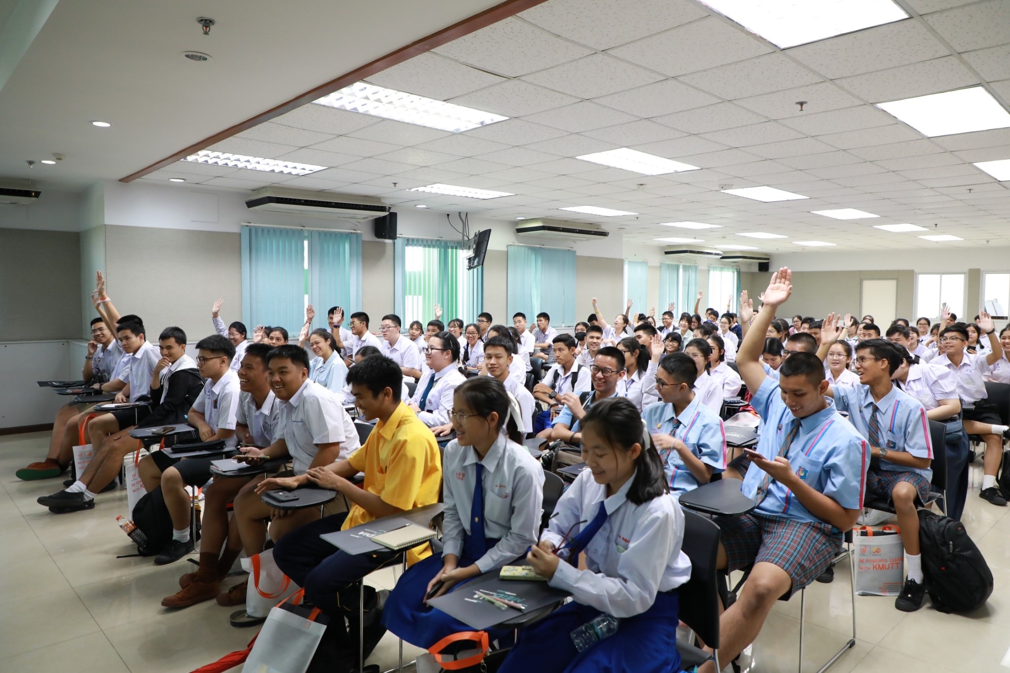 Tour KMUTT 2019 @ Media KMUTT - Creative Media KMUTTCreative Media KMUTT